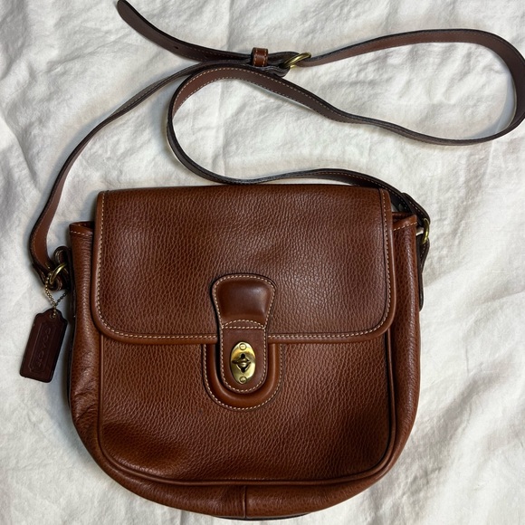 Coach | Bags | Vintage Coach Brown Leather Turnlock Crossbody Bag ...